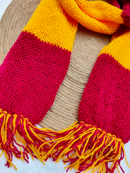 Knitted Harry Potter Muffler