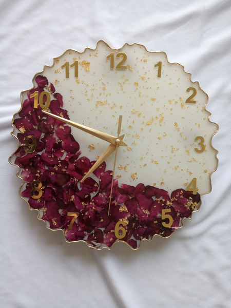 Resin Real Rose Preserved in clock