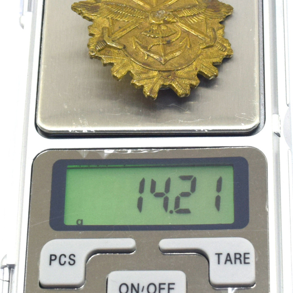 Vintage The British Armed Forces logo Collectible Armed Force Badge ...