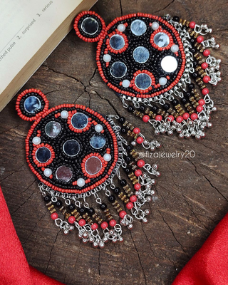 Handmade Chandbali red and black)