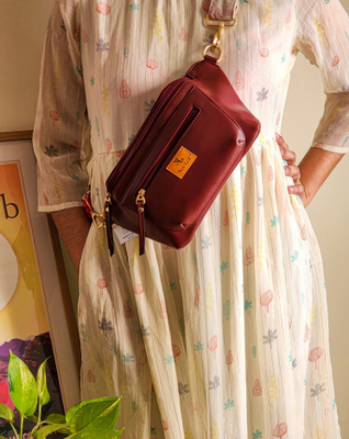 Plummed Crossbody / Waist Bag