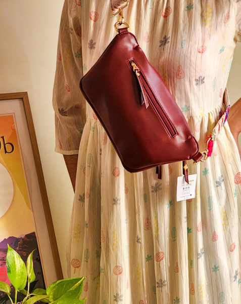 Plummed Crossbody / Waist Bag