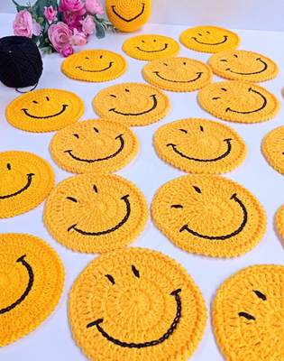 Crochet Smiley Coasters - Pack Of 4 Coasters (Made from cotton yarn)
