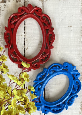 Bright Blue Red Oval Wall Decorative Frame Set