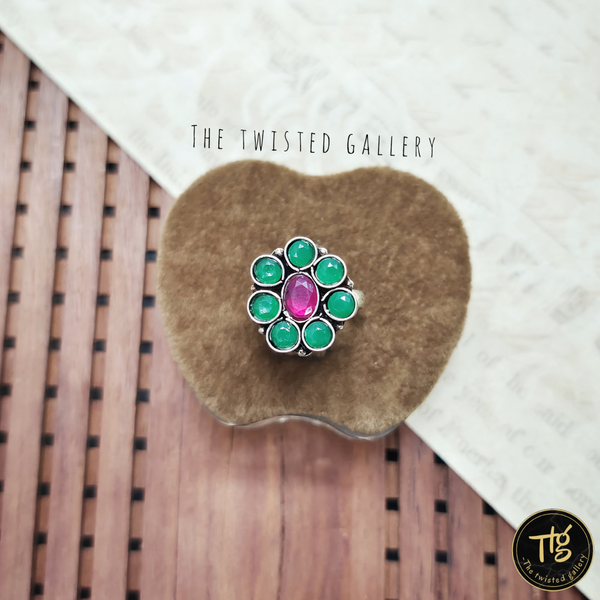 Minimal stone flower ring