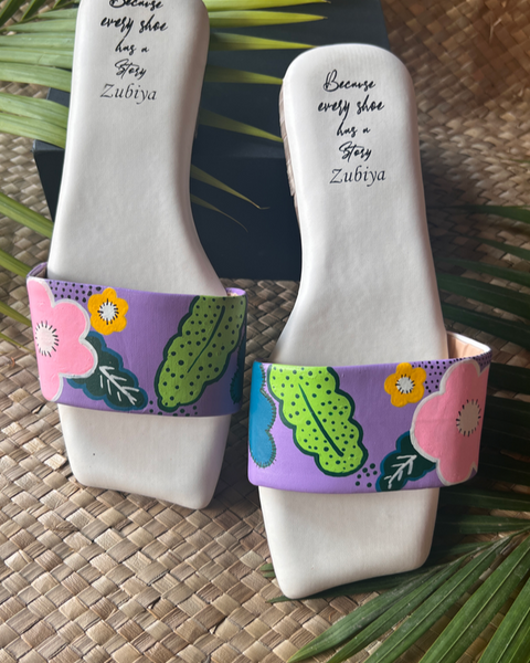 lavender love SQ. toe slides