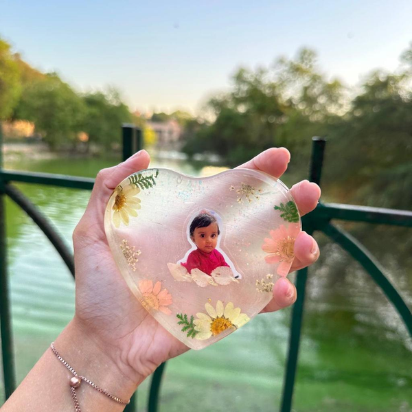 Heart shaped deep casted frame