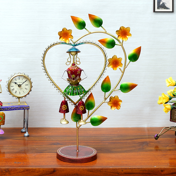 Green Metal Flower Heart Showpiece by Craft Tree