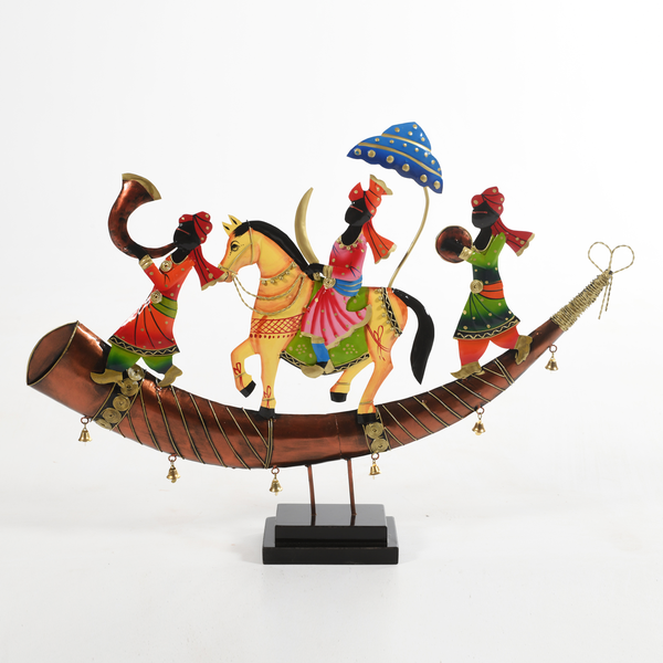 Brown Metal Momento Of Royal Baarat Showpiece by Craft Tree