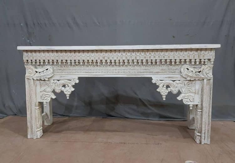 Beautiful Console With Detailed Carvings On Bracket & Facia.entryway ...